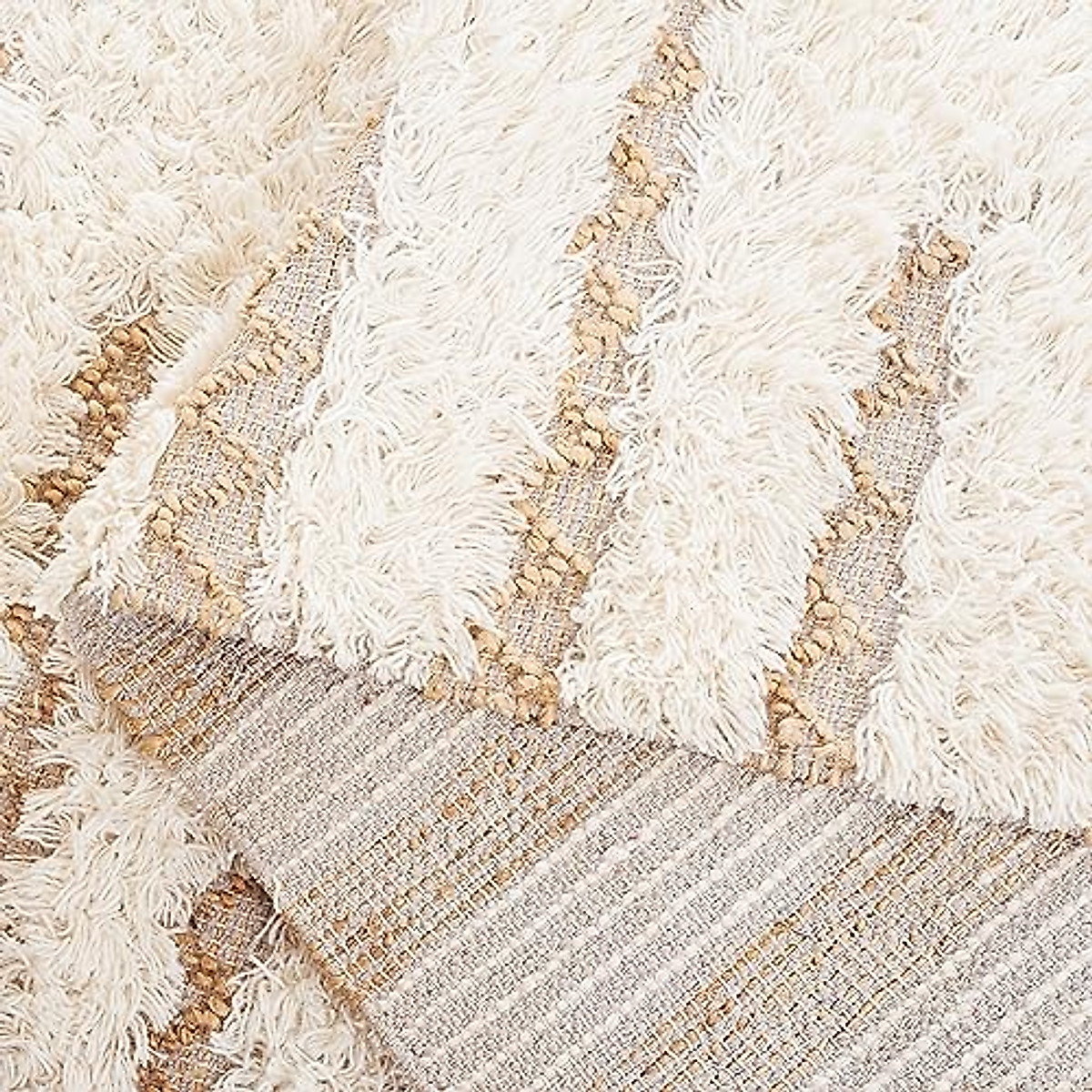 SAFAVIEH Natura Collection Area Rug - 4' x 6', Ivory & Natural, Handmade Moroccan Boho Tribal Wool & Jute, Ideal for The Living Room, Bedroom, Dining Room (NAT505A-4)