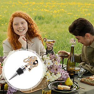 Cabilock Wine Stoppers Decorative Rhinestone Elephant Beverage Bottle Stoppers Funny Wine Champagne Toppers for Wedding Birthday Gifts (1PC)