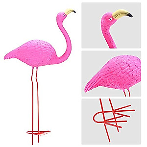 Ohuhu Family Flamingo Yard Ornaments, Set of 3 (32", 31", 19") Bright Pink Flamingos Ornaments with Metal Feet Stakes for Garden Yard Patio Party Decoration, Outdoor Decor Gardening Gift
