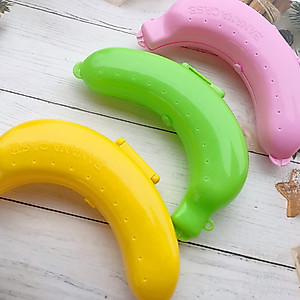 Travel Cute Banana Protector Storage Box Container, 3 Pack Outdoor Lunch Fruit Banana Protector Box Holder Banana Saver Case (Yellow, Green, Pink)