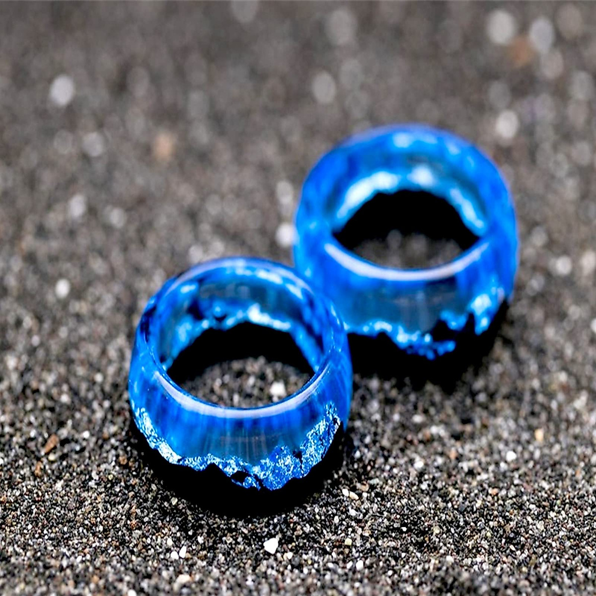 YLTPAJK Wooden Epoxy Ring, Wood Resin Ring, Glow Rings, Luminous Glow Ring Glowing in the Dark, Handmade Wooden Ring with Mountain for Man and Woman (6, purple)