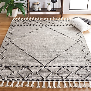 Safavieh Vermont Collection Accent Rug - 4' x 6', Ivory & Black, Handmade Moroccan Boho Braided Tassel Wool, Ideal for High Traffic Areas in Entryway, Living Room, Bedroom (VRM160Z)