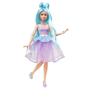 Barbie Extra Doll & Accessories Set with Pet, Mix & Match Pieces for 30+ Looks, Multiple Flexible Joints, Kids 3 Years Old & Up, GYJ69