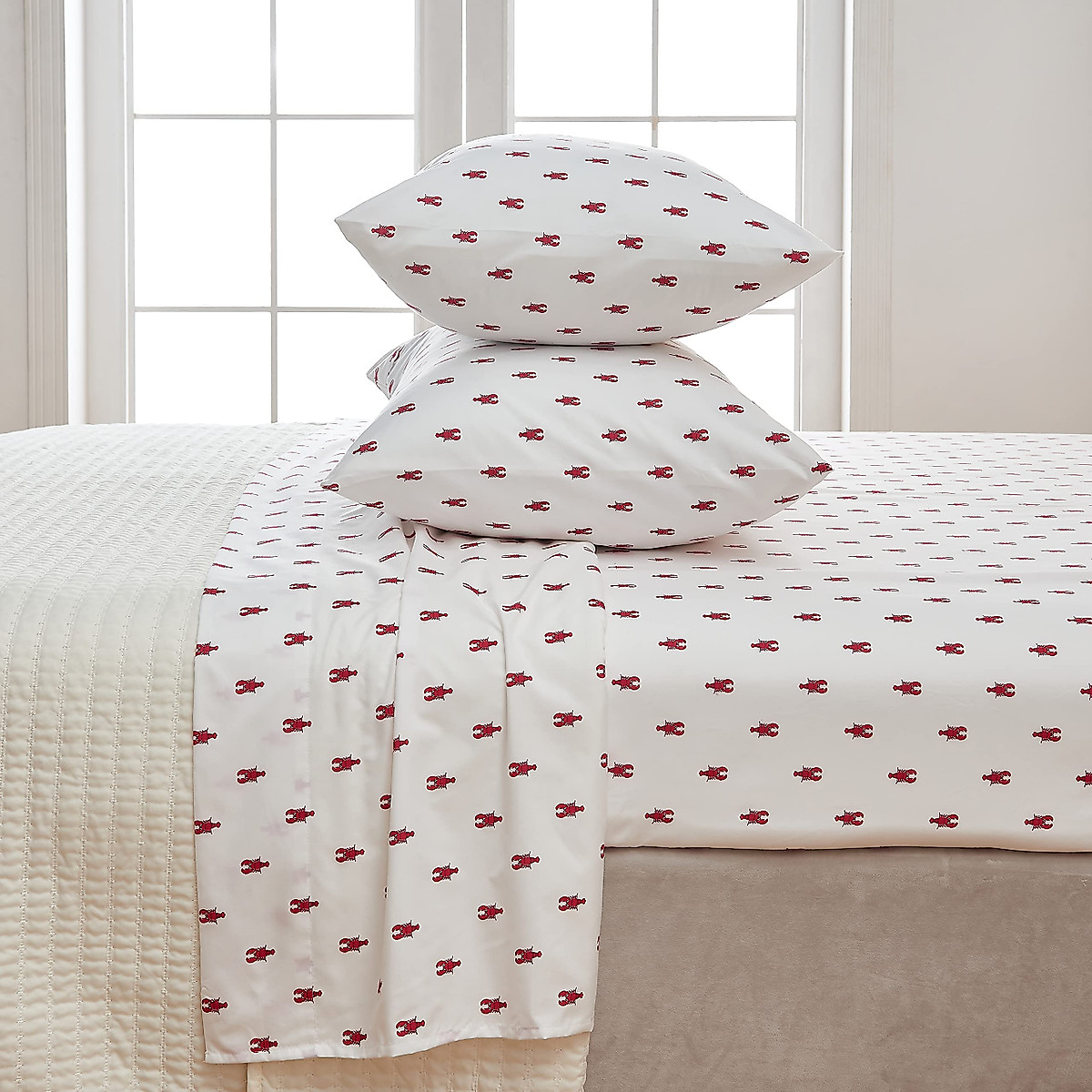 Great Bay Home 4-Piece King Coastal Microfiber Sheet Set | Nautical-Printed, Ultra-Soft Sheets | Wrinkle & Fade Resistant Beach-Themed Prints & Patterns Bedding Sheets & Pillowcases. (King, Lobster)