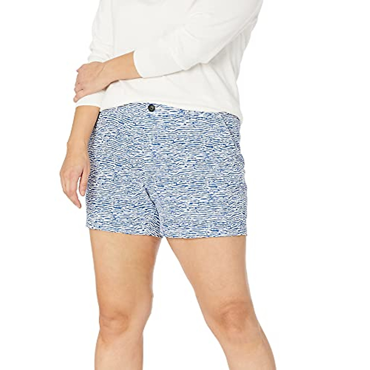 Amazon Essentials Women's 5 Inch Inseam Stretch Chino Short With Pockets (Available in Plus Size), Blue White Ripple Print, 22 Plus
