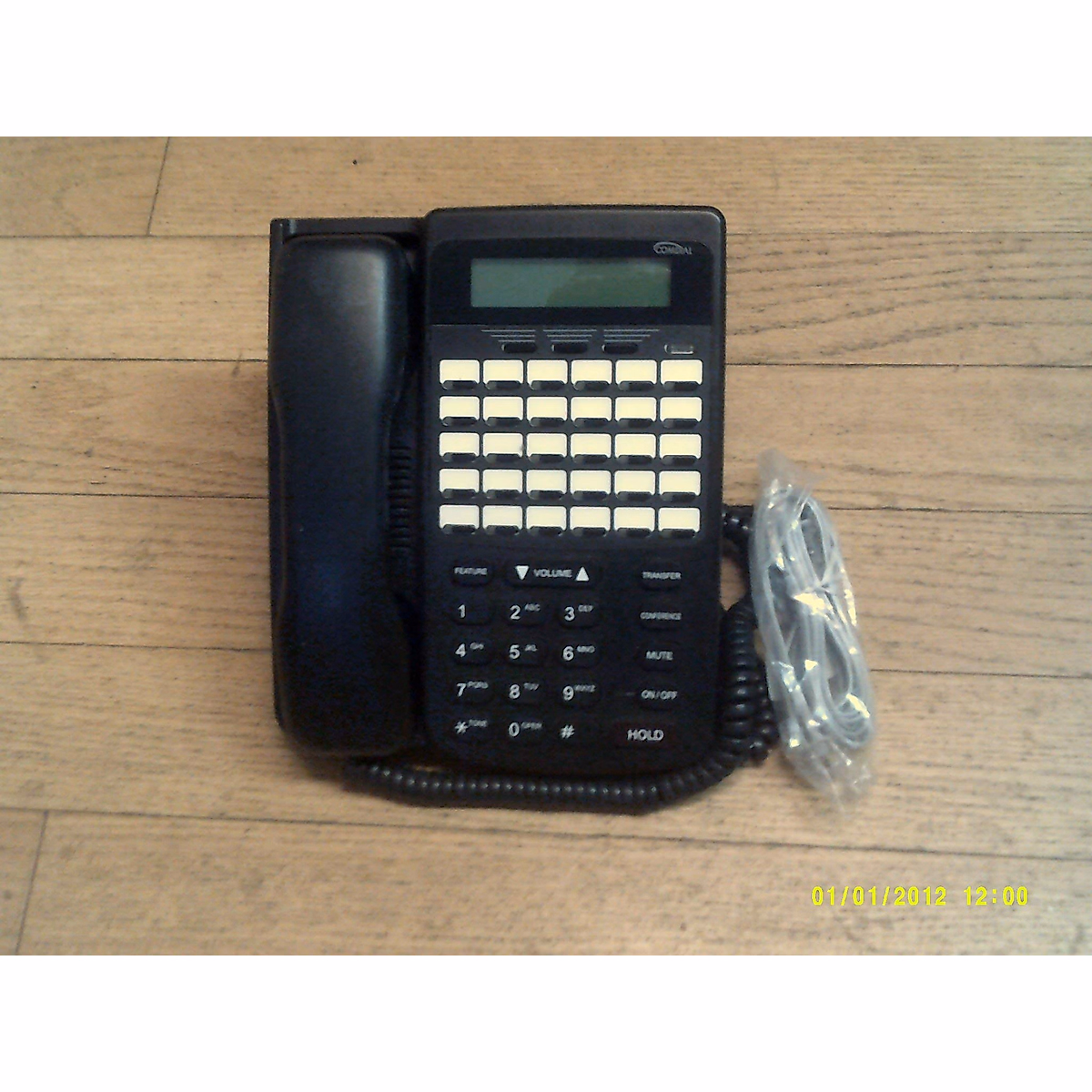 Comdial DX-80 30 Button Phone 7260-00 7260 (Renewed)