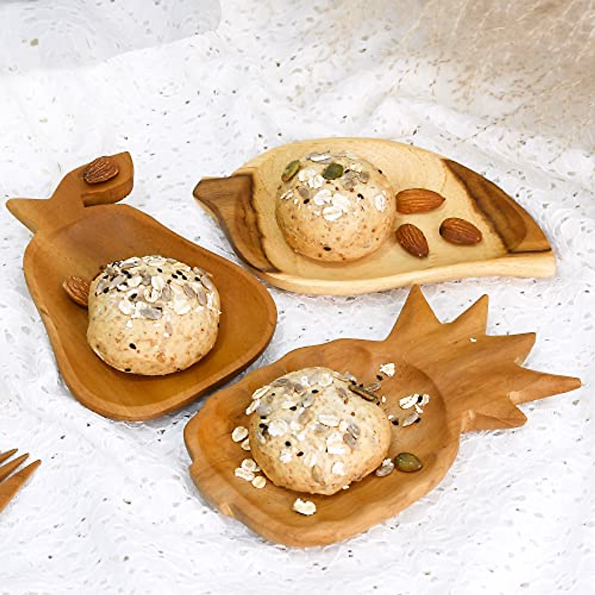 AeraVida Vintage Nature Leaf-Shaped Teak Wood Serving Platter or Bowl | Wooden Platters for Serving Food | Teak Wood Leaf Platter | Leaf-Shaped Wooden Platter