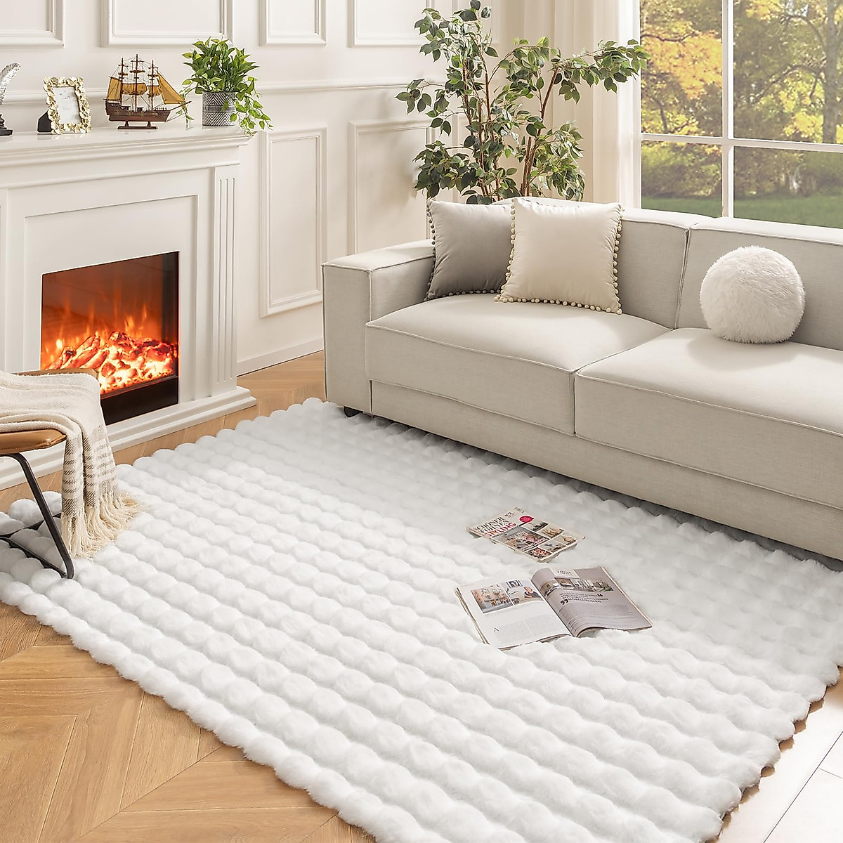 Ashler Faux Rabbit Fur Rug, White 5x7 FT Fluffy Soft Area Rug, Rectangle Fuzzy Carpet for Living Room, Bedroom, Machine Washable Shaggy Nursery Rug - 3D Bubble Rug