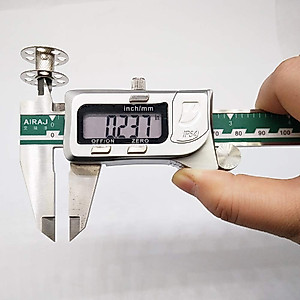 HONEYSEW 25PCS Metal BOBBINS with Clear Box # 0115367000-B Alt# 0015367200 for Bernina bobbins (25pcs with Clear Box)