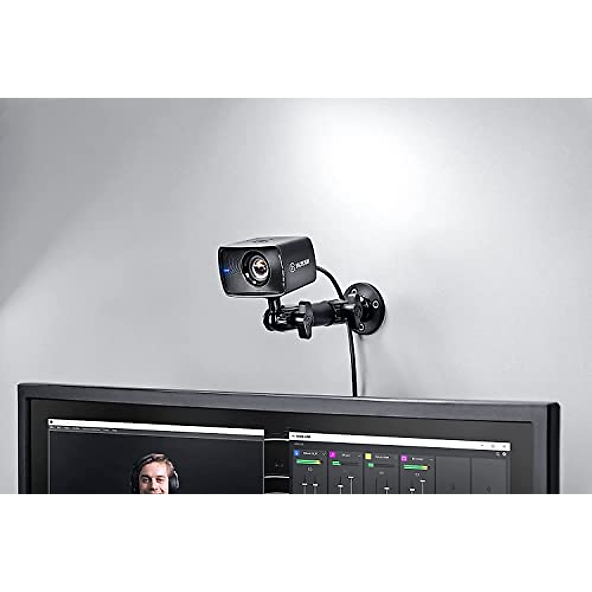 Elgato Wall Mount - Horizontal Articulated Arm with 1/4 Inch Thread for Easy Mounting and Adjusting of Lights, Cameras, and Microphones, Perfect for Streaming, Videoconferencing, Studios,Black