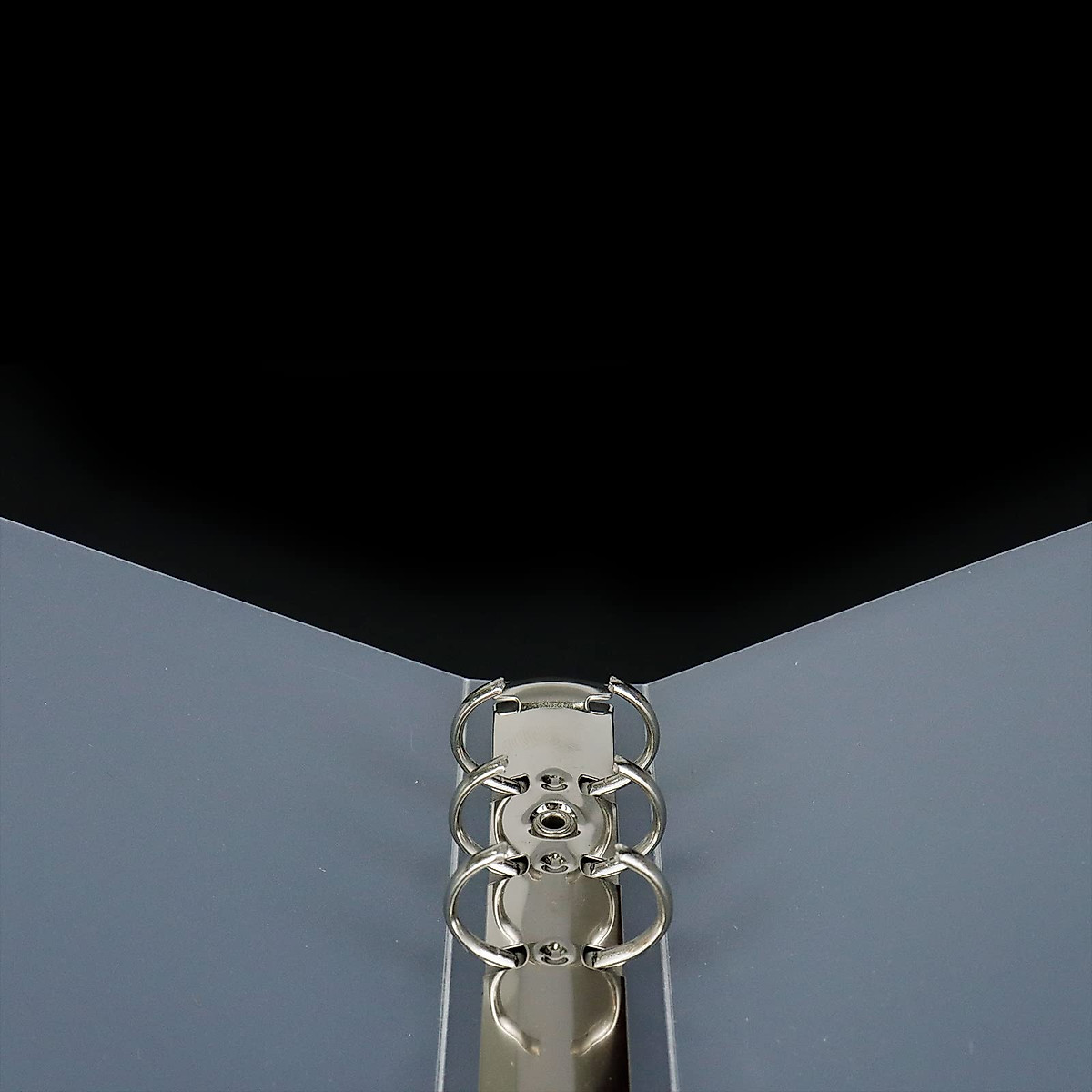 WDONAY 2 Pcs Translucent 6-Rings Binder Protector Cover Plastic Binder Protector Covers A5 Refillable Loose Leaf Folders Shell with Rubber Bands (6.89" x 9.45")