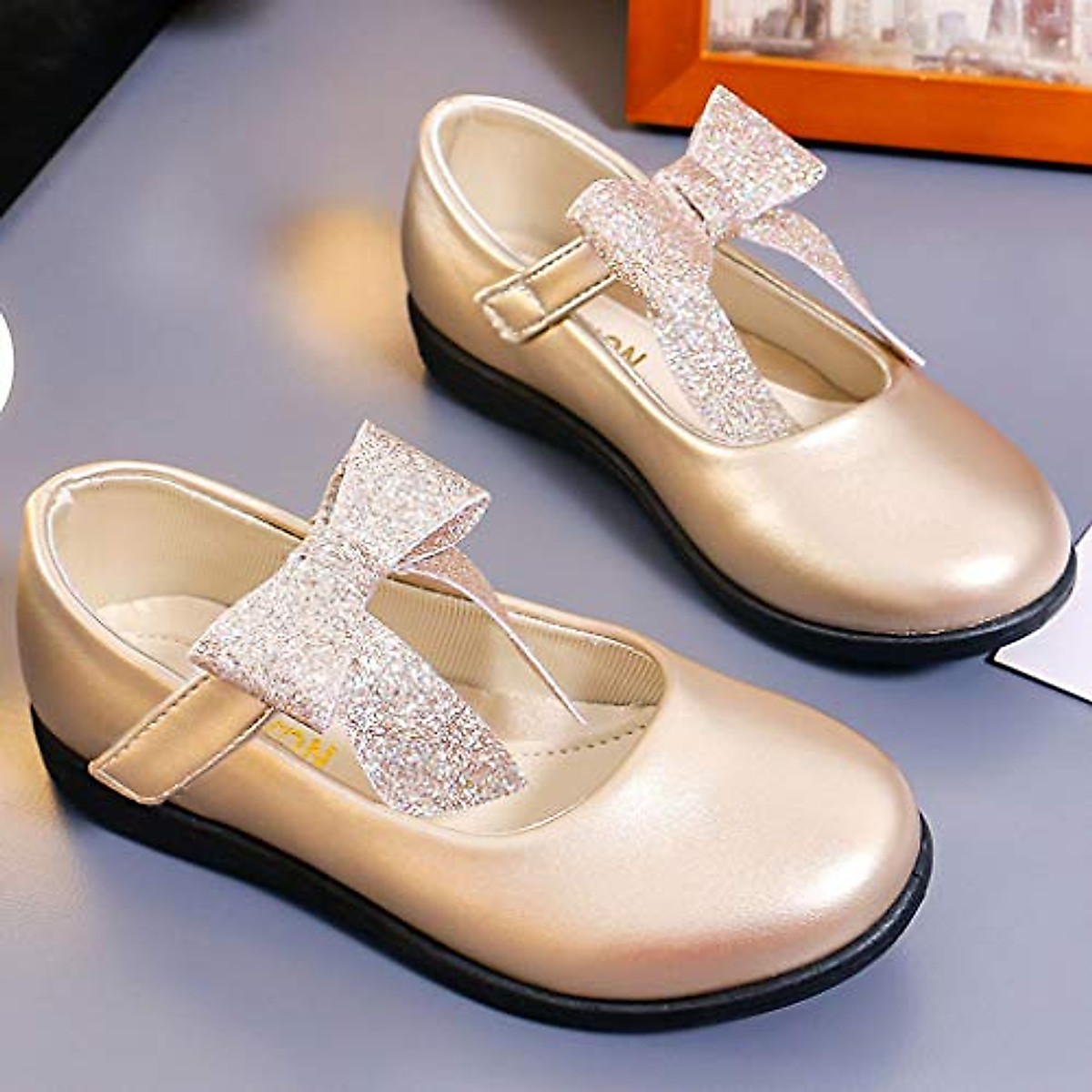 Diufon 2019 Spring and Autumn New Single Shoes Children Shoes Princess Shoes Soft Bottom Bow Peas Shoes Little Girls Flat Shoes Sandals (5-5.5 US M Little Kids, Gold)