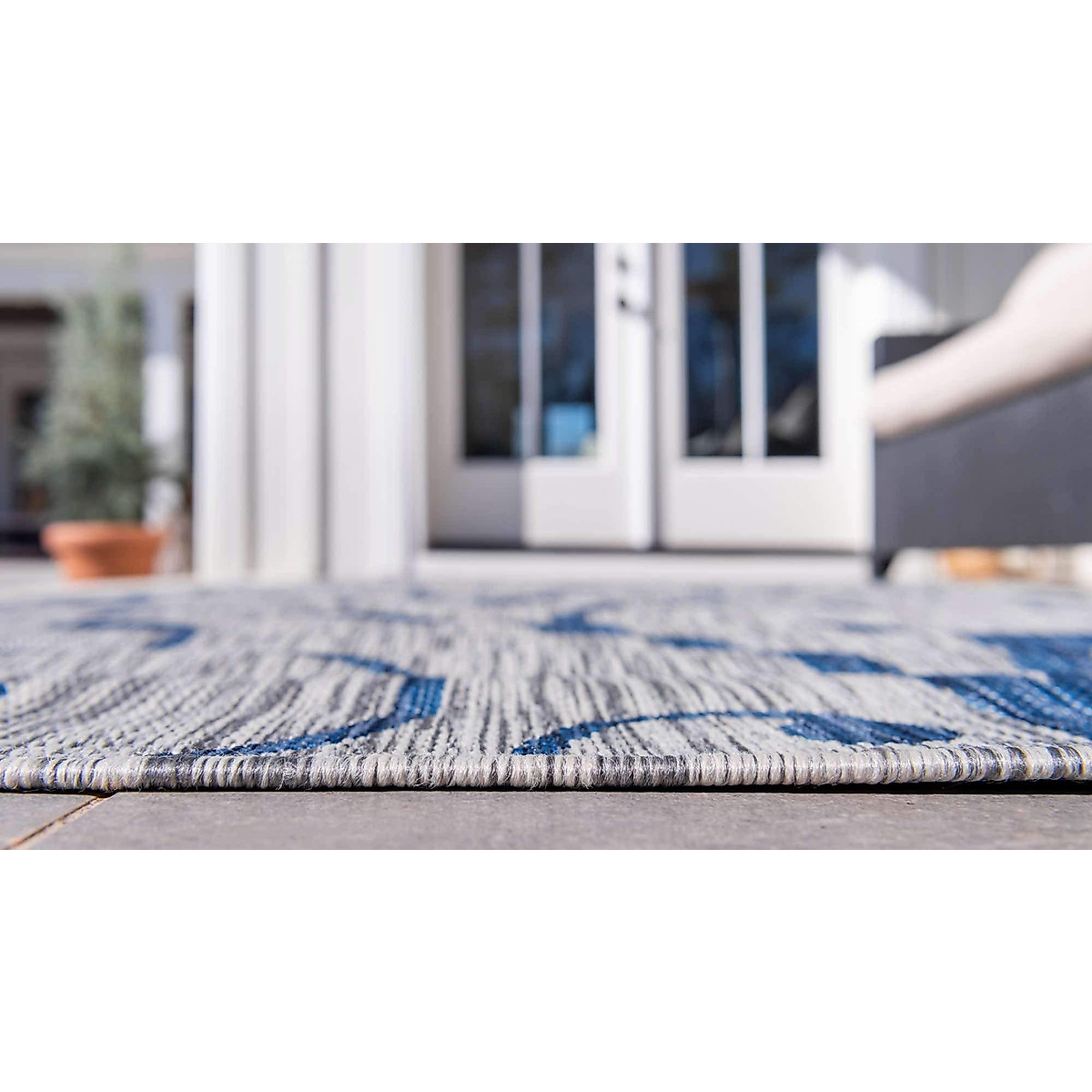 Unique Loom Outdoor Botanical Collection Area Rug - Curl (7' 1" x 10' Rectangle, Gray/ Navy Blue)