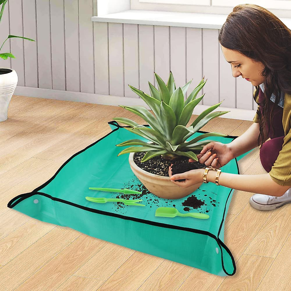 YHZNW 2PCS Plant Transplanting Repotting Mat Foldable Garden Work Cloth Waterproof Thicken Gardening Mat Change Soil Watering Pads with 3Pcs Miniature Succulent Hand Tools(Size:1Set)