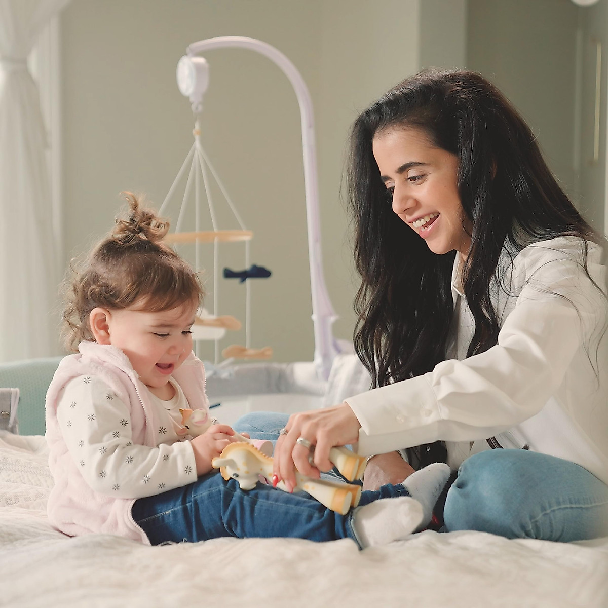 Nuby Jackie The Giraffe Natural Rubber Baby Teether - 3+ Months - Baby Teething Toy