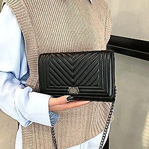 Leather Crossbody Bag for Women Purse Small Handbags Black Crossbody Purse Chain Shoulder Strap Bag Flap Bag Quilted Mini Cross Body Cell Phone Wallet Girls Ladies Clutch Bag