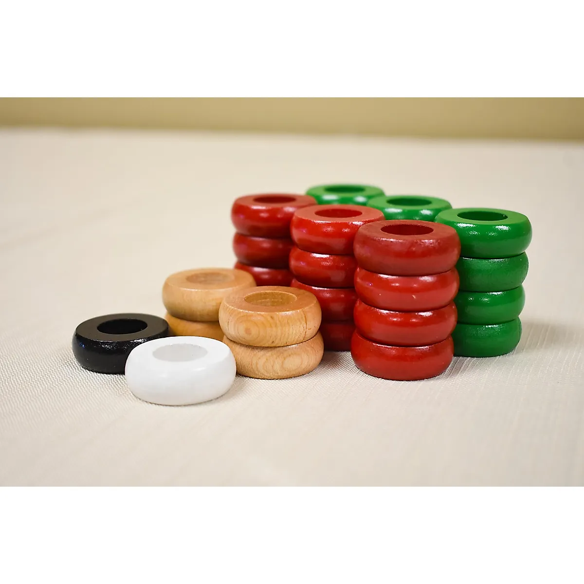30 Red and Green Pinnochi/Pichenotte Rings (Small Rings – 1 1/8 inch Diameter (2.9cm))