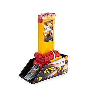 TOMY Johnny Lightning Micro Strike Launcher, Super Fast Car Toy Bundle, Multicolor, 4 Years and Up