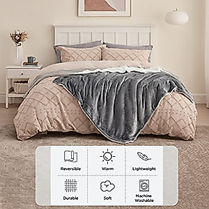 Bedsure Sherpa Fleece Throw Blanket for Couch - Thick and Warm Blankets for Winter, Soft and Fuzzy Throw Blanket for Sofa, Grey, 50x60 Inches