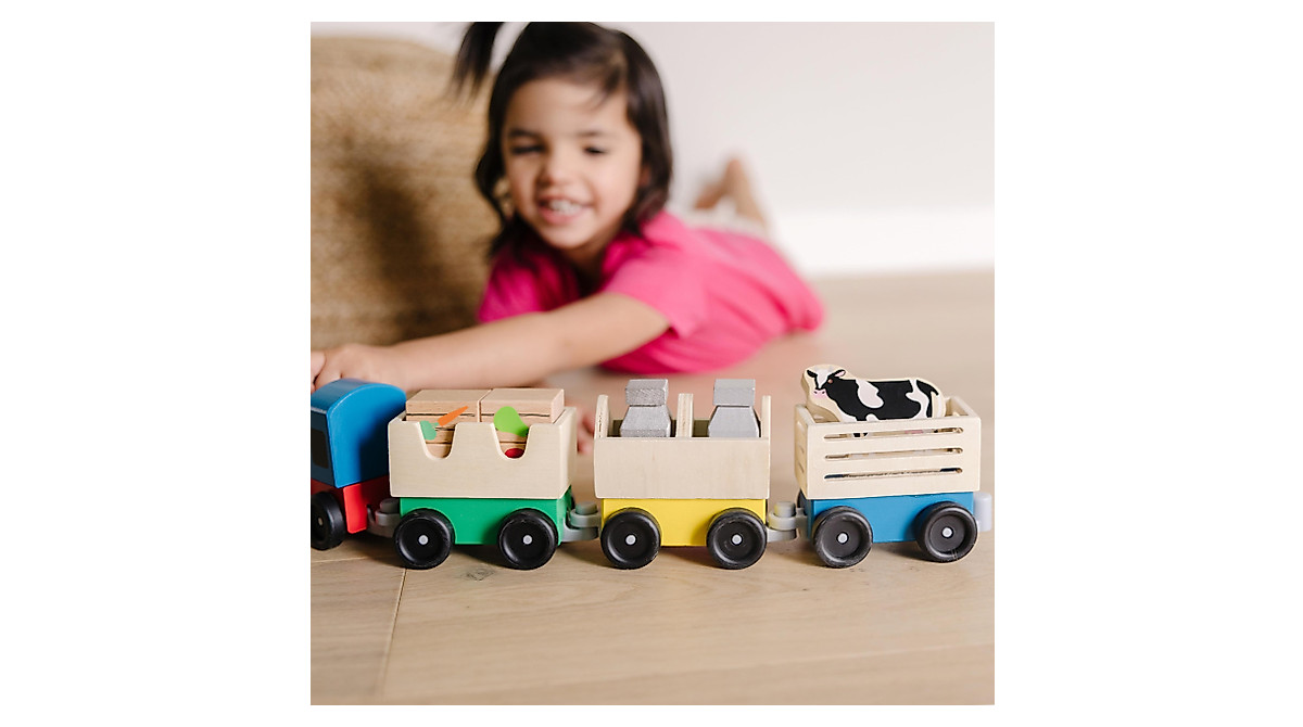 Melissa & Doug Wooden Farm Train Set for Kids 3-6 | Imaginative Play