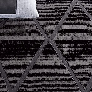 Safavieh Revive Collection 5'3" x 7'7" Charcoal REV104H Non-Shedding Trellis Area Rug