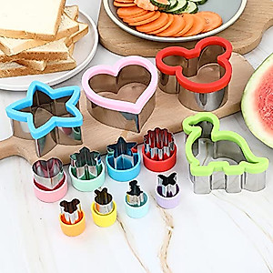 Elfkitwang Sandwich Cookie Cutters Set, Dinosaur,Heart,Star,Mouse,Sandwich Knife Cookie Knife Vegetable Cutter Food Grade Cookie Mould.(12Pcs)