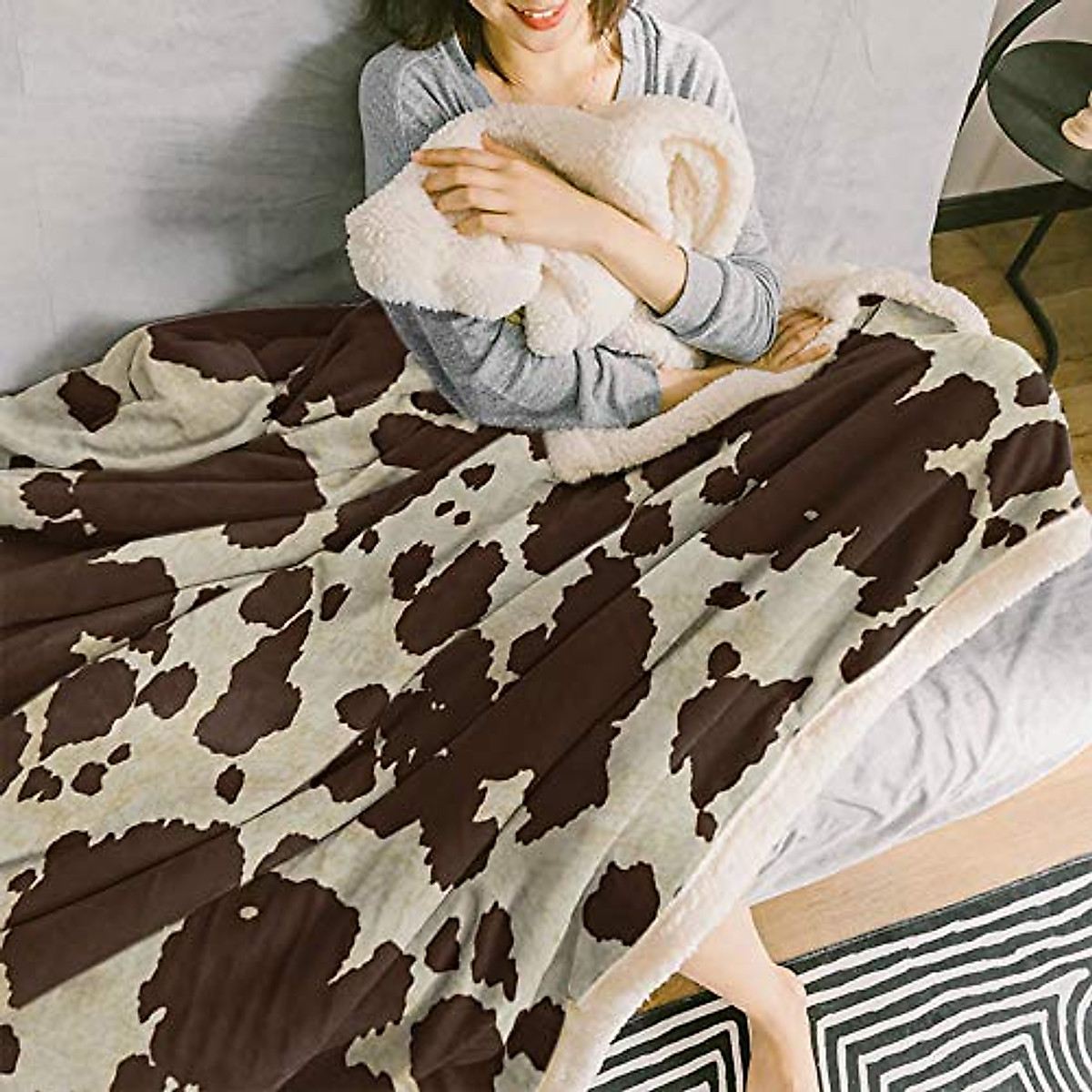 CosyBright Throw Blanket Warm Fuzzy Plush Cowhide Cow Print Fleece Blanket Lightweight Blankets Full Size- Super Soft for Sofa Bed Couch All Season- Graffie