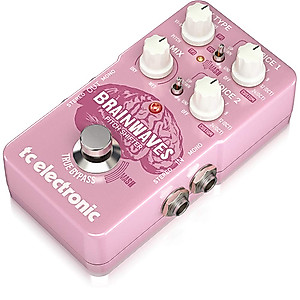 TC Electronic BRAINWAVES PITCH SHIFTER Exceptional Pitch Shifter with Studio-Grade Algorithms, 4 Octave Dual Voices and Groundbreaking MASH Footswitch