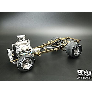 MPC 1975 Datsun Pickup Li'l Hustler 1:25 Scale Model Kit