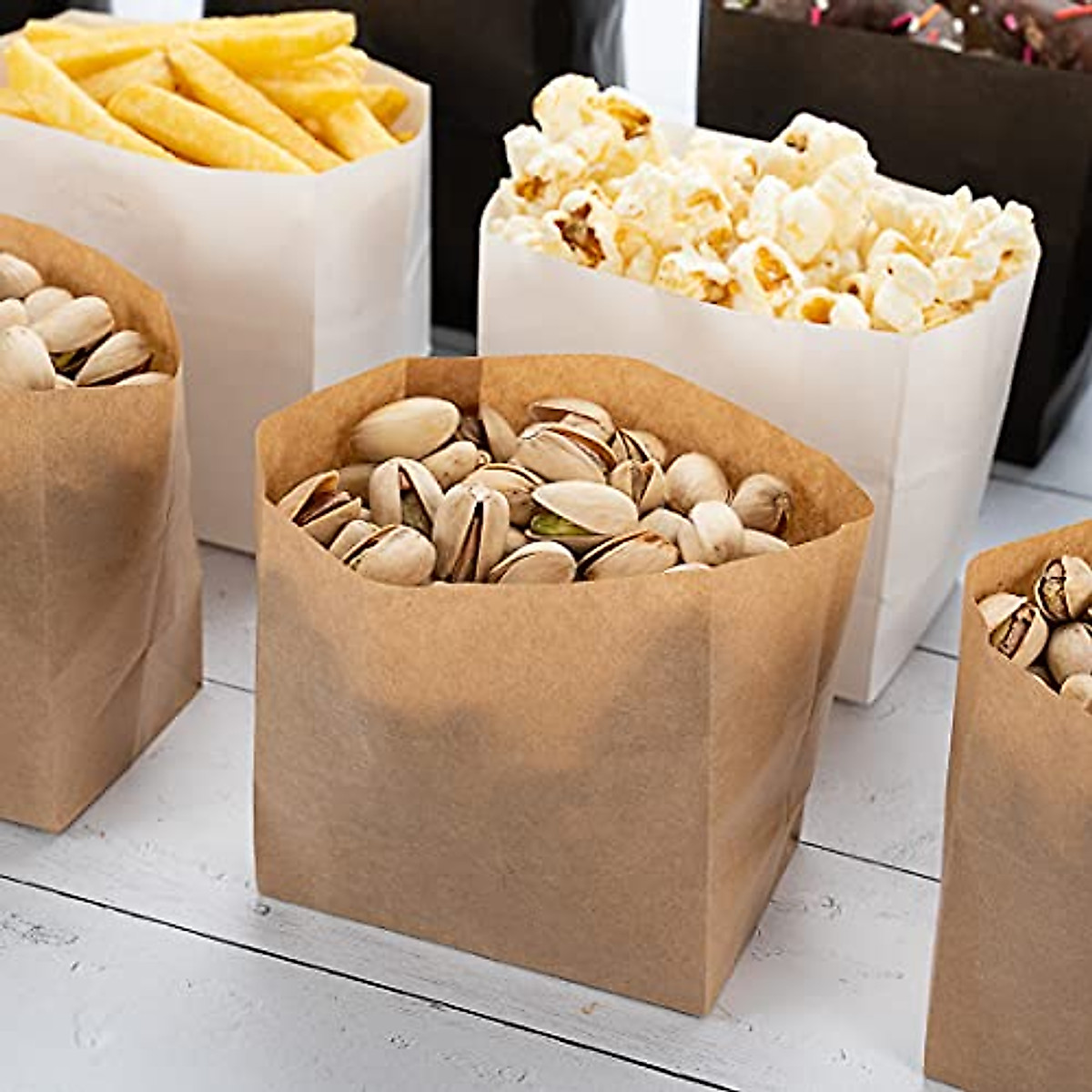Restaurantware Bag Tek 3.9 x 2.3 x 3.8 Inch Paper Bags For Snacks 100 Small Paper Bags For Foods - Disposable Sustainable Kraft Paper Snack Bags Microwavable Freezable