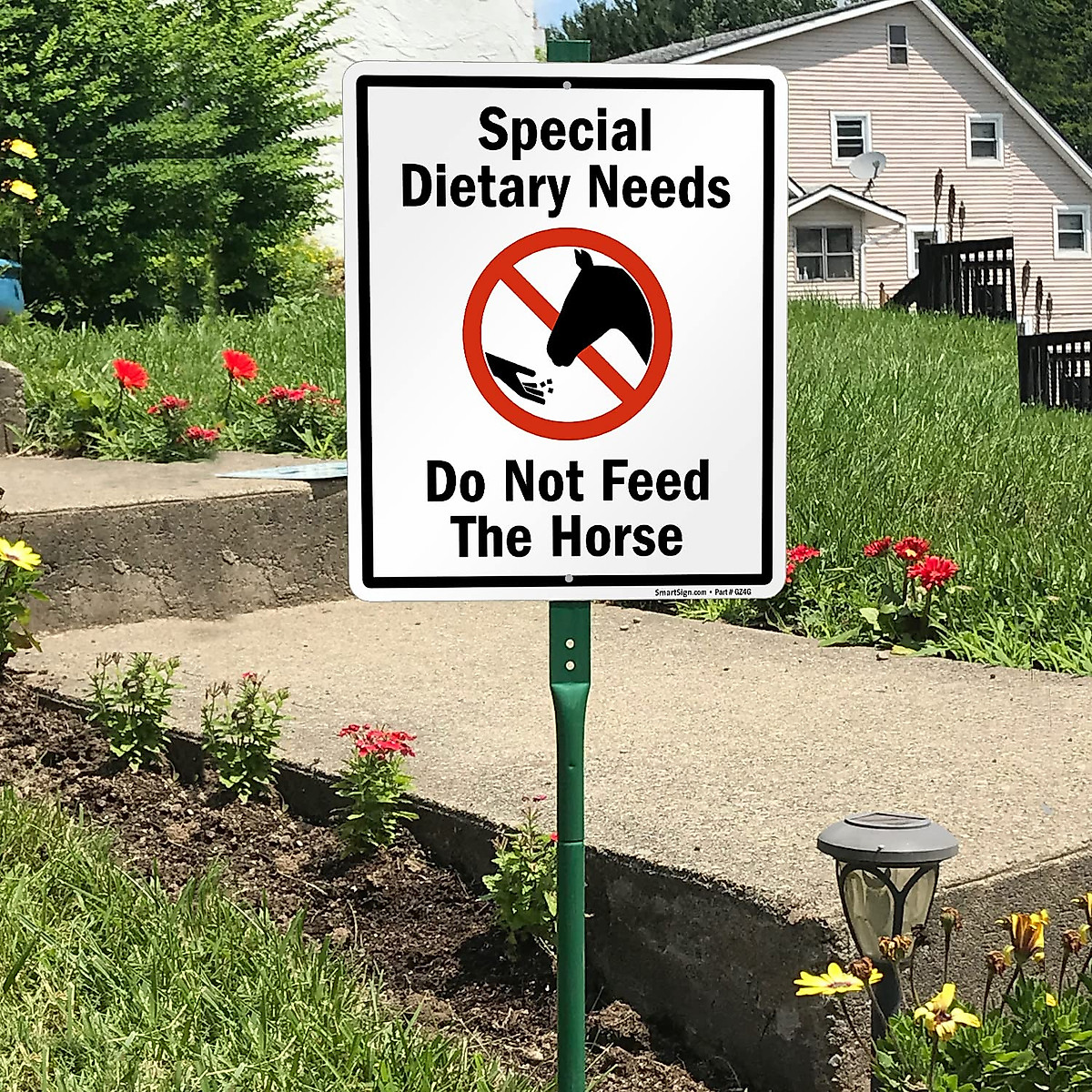 SmartSign 12 x 10 inch “Special Dietary Needs - Do Not Feed The Horse” LawnBoss Yard Sign with 3 foot Stake, 40 mil Laminated Rustproof Aluminum, Red, Black and White, Set of 1, Made in USA