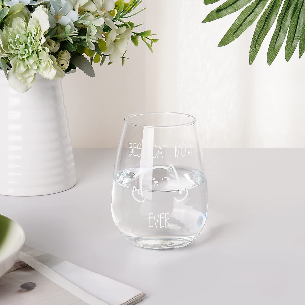 Gtmileo Best Cat Mom Ever Wine Glass - Funny Mom Stemless Wine Glass 15Oz - Mother's Day Gift for Mom New Mom Cat Mom Cat Lovers Cat Owner, Ideal Birthday Christmas Gag Gift from Kids Husband Friends