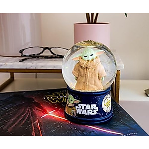 Silver Buffalo Star Wars The Mandalorian Child Light Up Snow Globe, 100mL