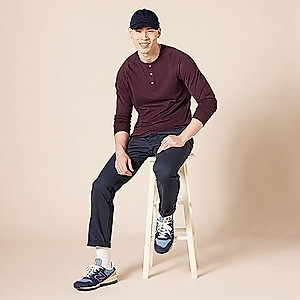 Amazon Essentials Men's Slim-Fit Long-Sleeve Henley Shirt, Burgundy, Large