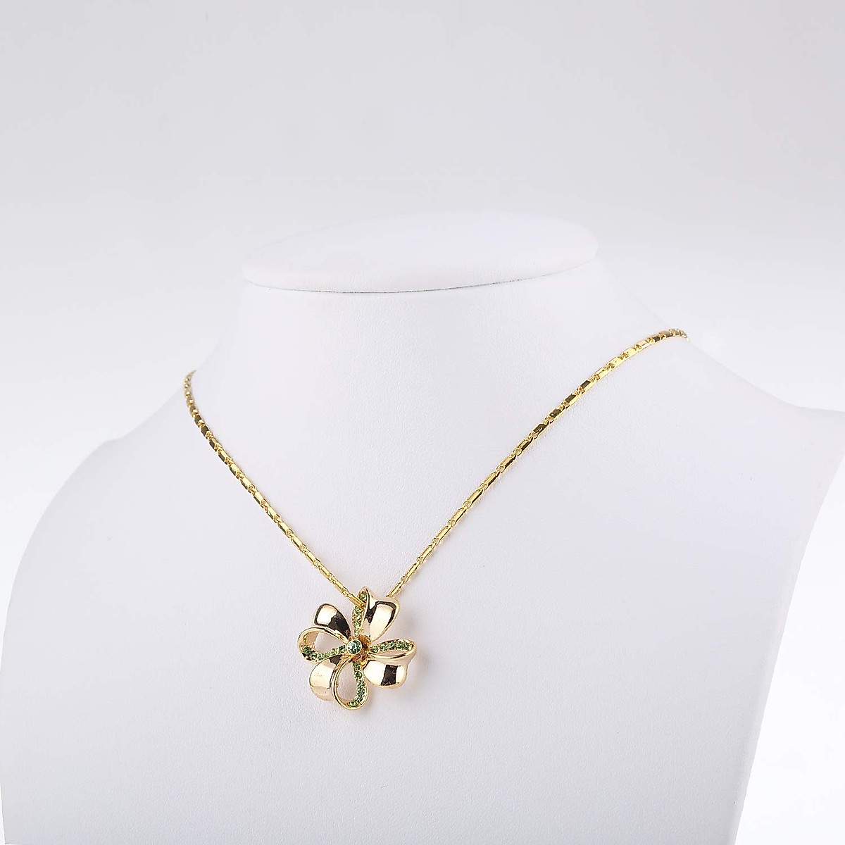 KRUCKEL Four Leaf Clover Necklace - Champagne Gold Lucky Flower with Vibrant Green Austrian Crystal Pendant, Jewelry for Women, Easy - Wear Fashion Aesthetic Design Accesory