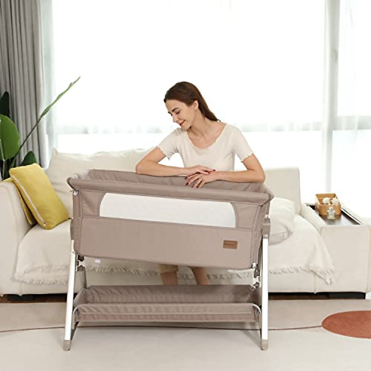 SteAnny Baby Beside Sleeper Rocking Cribs Luxury Newborn Sleeping Bassinet Portable Travel Infant Bed for 0-6M Cradle (Khaki)