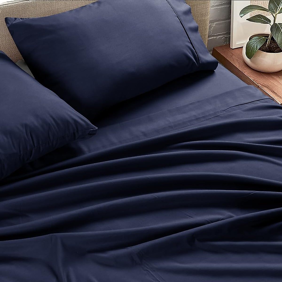 Premium Full Size Bed Sheets Set - 4 Piece Microfiber Full Size Sheets for Full Bed – Breathable Cooling Sheets with Deep Pockets - Wrinkle, Fade & Stain Resistance (Full, Navy)