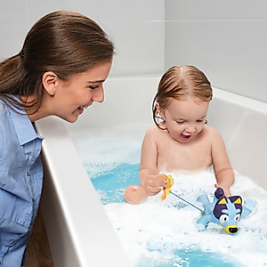 TOMY Toomies Bluey Swimming Bath Toy - Bluey Toys Includes Attached Seahorse Baby Toy and Swims on Back or Front - Toddler Bath Toys and Water Toys for Outdoor Play – Ages 18 Months and Up