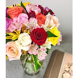From You Flowers - Bright & Sunny Rose Bouquet with Glass Vase (Fresh Flower Bouquets) Birthday, Anniversary, Get Well, Sympathy, Congratulations, Thank You