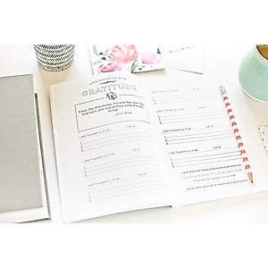 Good Days Start With Gratitude: A 52 Week Guide To Cultivate An Attitude Of Gratitude: Gratitude Journal