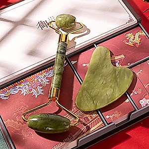Women's Beauty Tools Jade Roller Two Piece Set Natural Jade For Face - Reduce Wrinkles and Age Puffy Eyes, Firms Skin