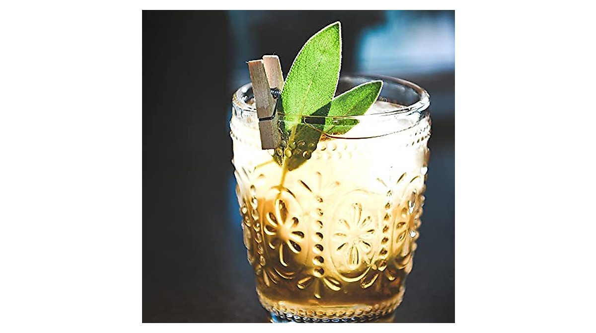All-Natural Wooden Cocktail Garnish Clips - 100 Pack