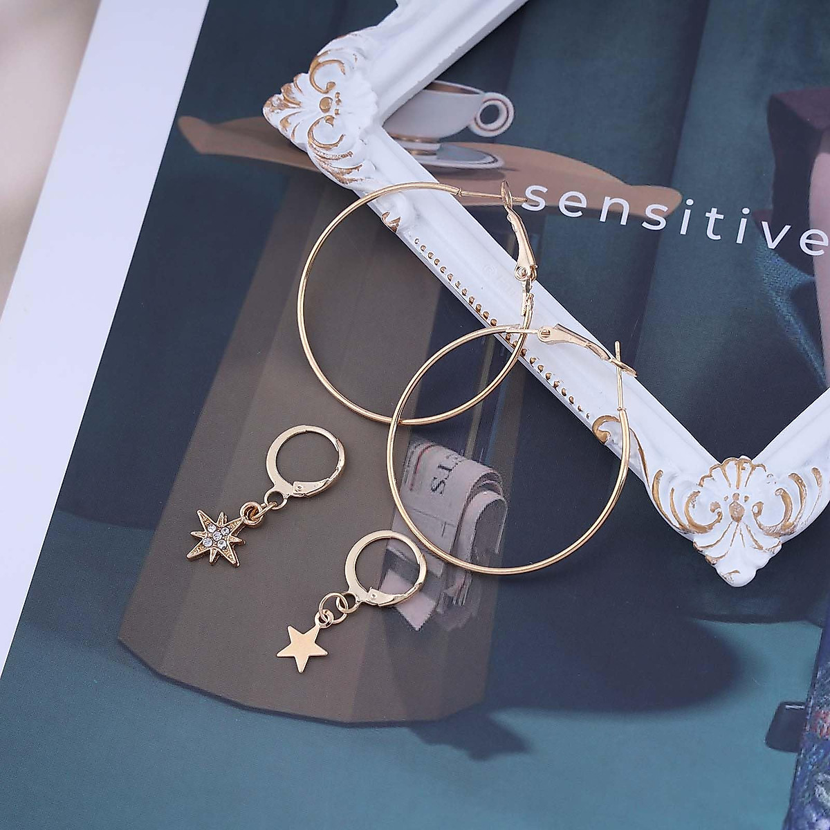 Sttiafay Vintage Exaggerated Circle Dangle Earrings Crystal Star Hoop Earrings Gold Hollow Large Hoop Earrings Circle Star Drop Earrings Jewelry for Women and Girls