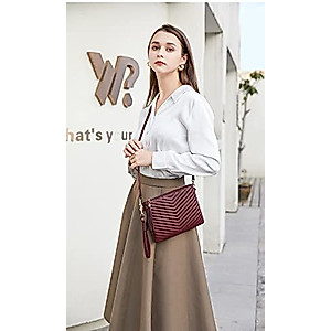 CYHTWSDJ Trendy Vegan Leather Shoulder Purses, Clutch Wallet with Wristlet Strap,Small tassel Crossbody Bags for Women (White)