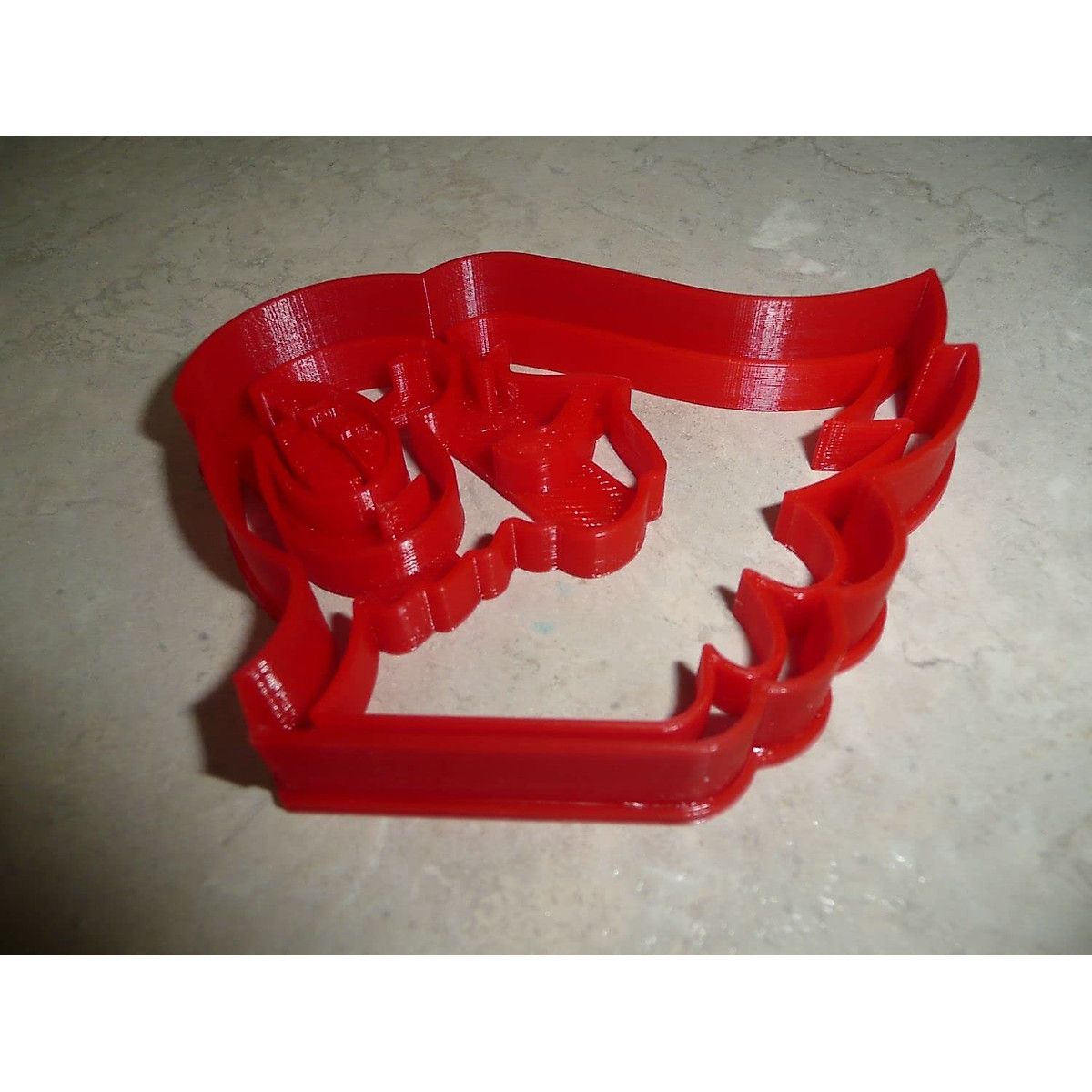 YNGLLC CARDINAL HEAD RED BIRD FACE DETAILED COOKIE CUTTER MADE IN USA PR4603