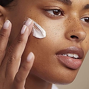 Honest Beauty The Icons Skincare Trio | Mini Hydrogel Cream, Gentle Gel Cleanser, Vitamin C Radiance Serum | EWG Verified, Vegan + Cruelty Free