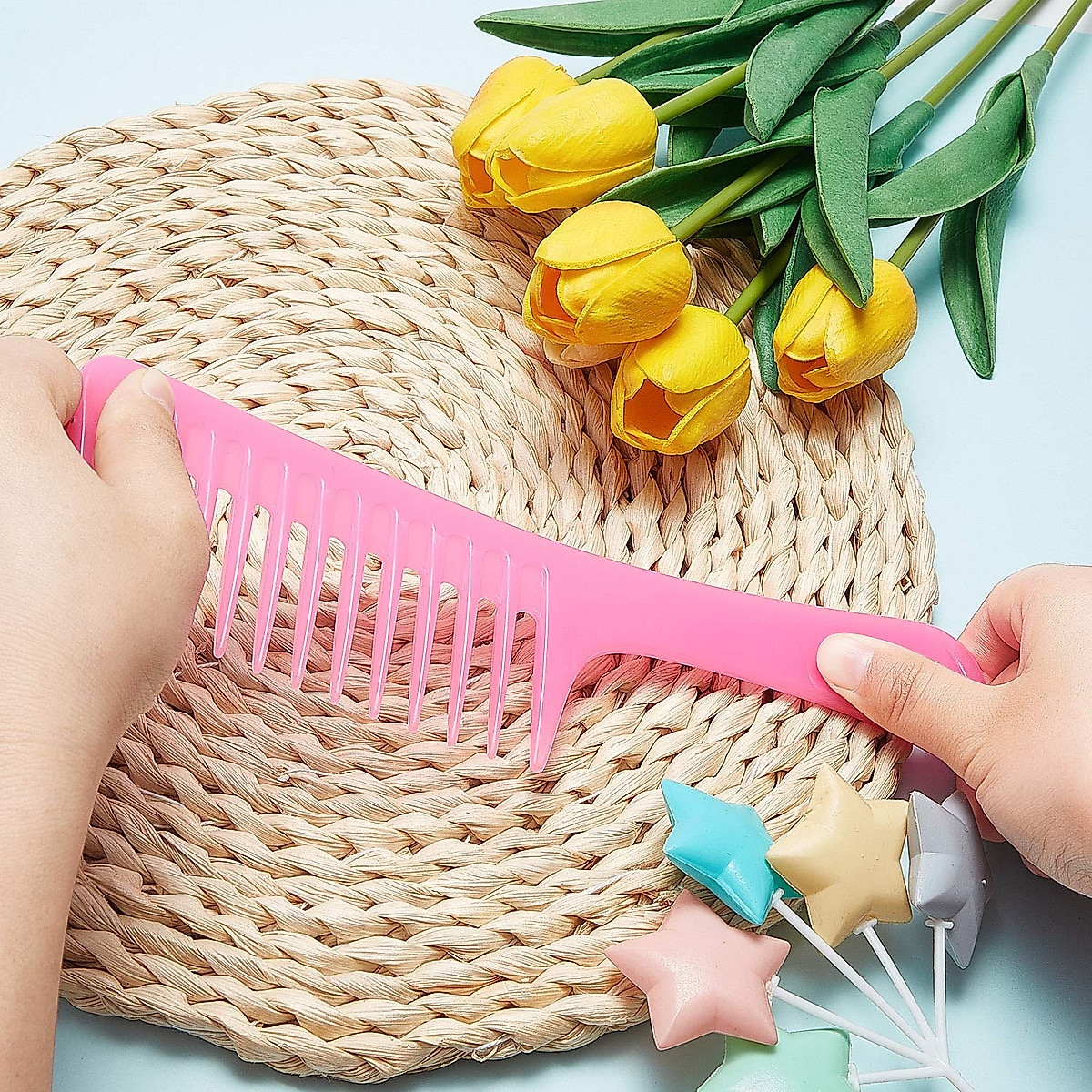 TecUnite 4 Pieces 9 1/2 Inches Anti-static Large Tooth Detangle Comb, Wide Tooth Hair Comb Salon Shampoo Comb for Long Hair and Curly Hair (Light Blue, Purple, Pink and Cyan)