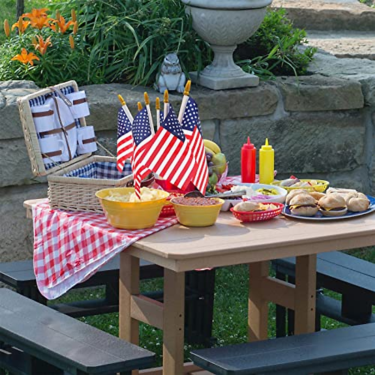 Small American Flags on Stick, 50 Pcs Fourth of July Decorations Outdoor 4''x6'' USA Flag, 4th of July Flags American Flag Small With Wooden Stick,Mini Flags for Outside Patriotic Decor for Yard Patio