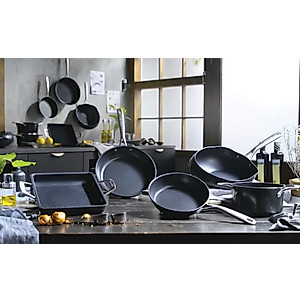 TECHEF - Onyx Collection Nonstick Frying Pan Skillet Set, PFOA-Free, Dishwasher Oven Safe, Stay-Cool Stainless Steel Handle, Induction-Ready, Made in Korea (8-inch and 10-inch)