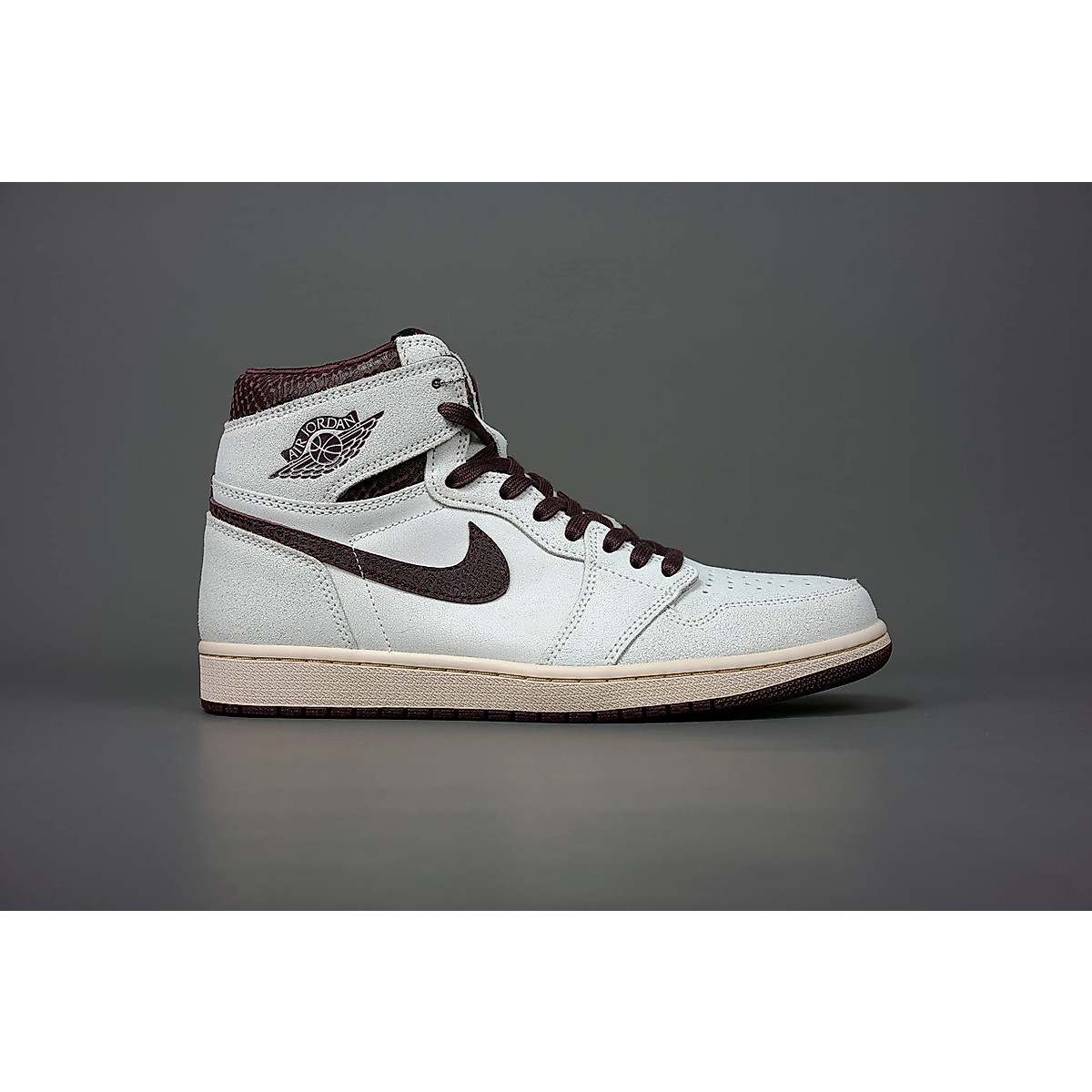 Jordan Mens Air 1 Retro High OG DO7097 100 A Ma Maniere - Size 10.5